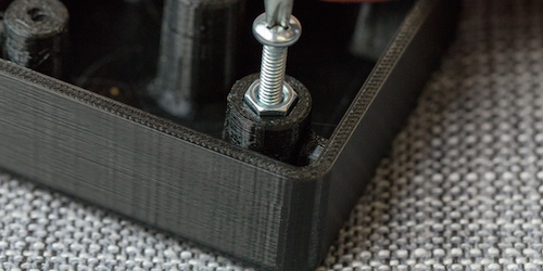 Kolver. Fastening into Plastics